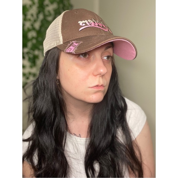 Hooters | Accessories | Vintage Y2k Preppy Baddie Brown Pink Hooters ...